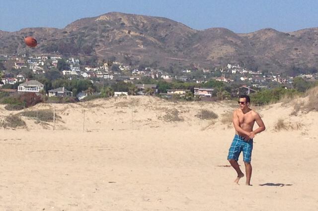 Slideshow: Junior Beach Day | Thomas Aquinas College